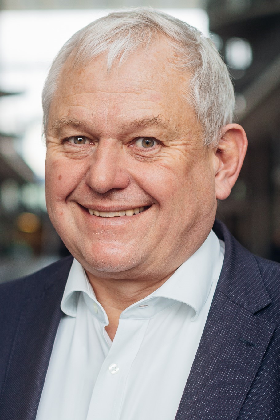 Izvestilac Bundestaga za Balkan Tomas Haker: Srbija sa Sijem vuče ...