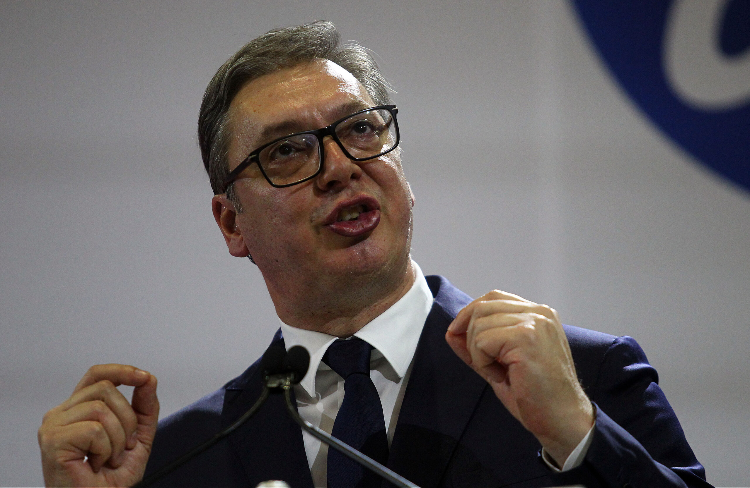 Vučić za BBC: Imam samo jednu stolicu, nema dve - Kompas